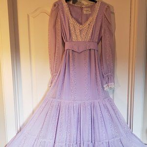 KVETA Sherman Oaks | Dresses | Vintage Kveta Cottagecore Long Lilac ...
